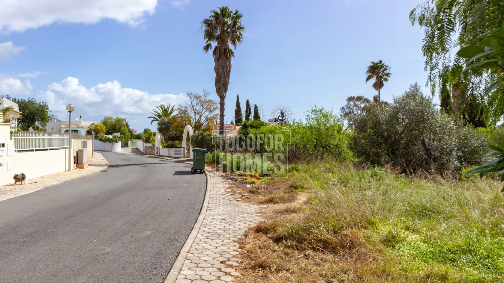 Where can I find a plot for sale to build a villa in the Algarve ...